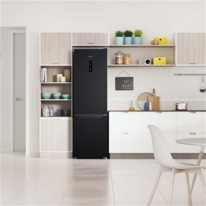 INDESIT ITS 5200 B